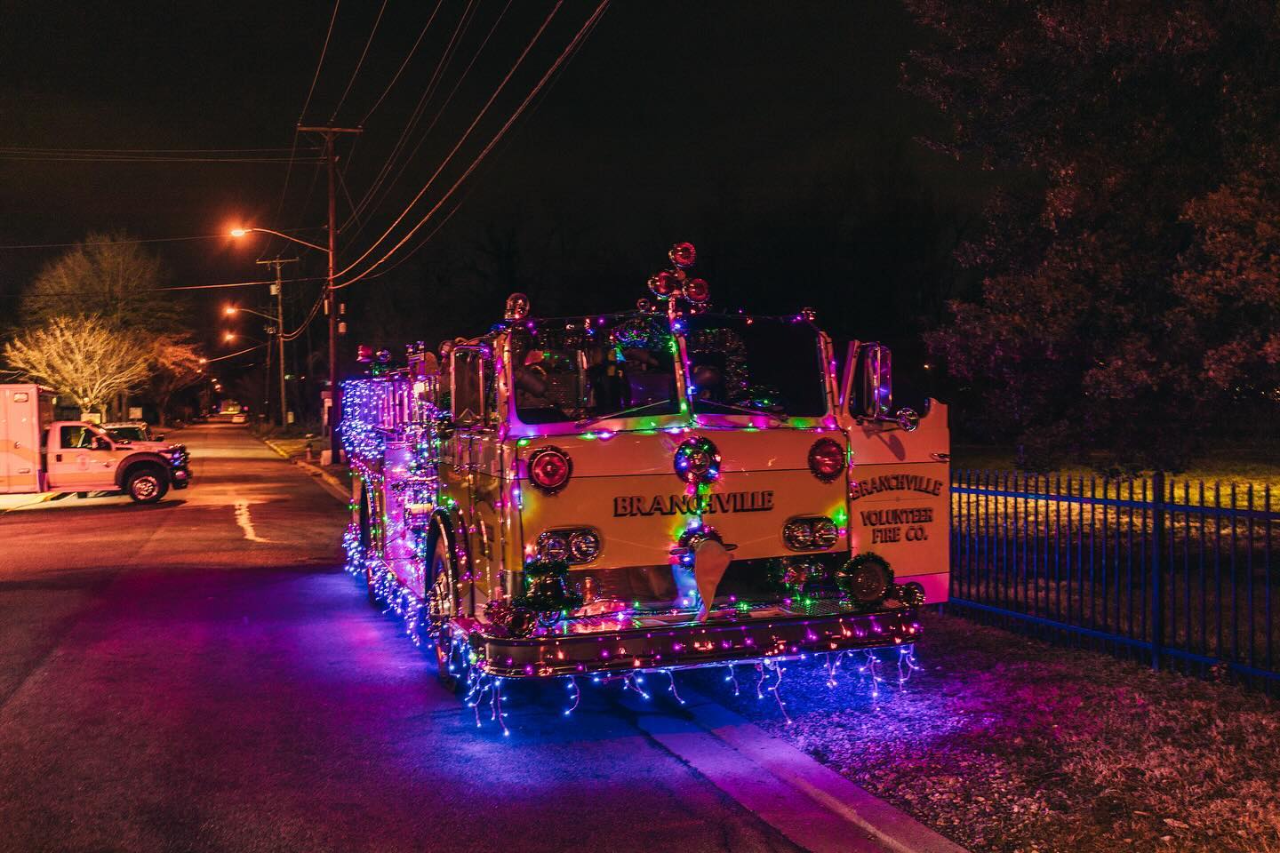 Here comes Santa - Branchville Volunteer Fire Company & Rescue Squad